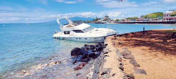 State to remove grounded motorboat from Lahaina Harbor | News, Sports ...